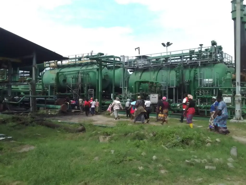 Breaking: Women Shut Down Flow Station Operation in Delta - SilverbirdTV